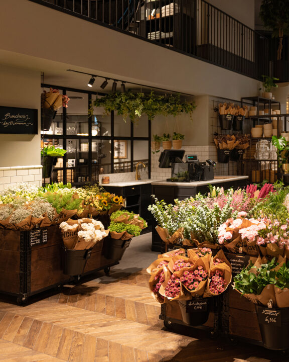 H&M HOME opens concept store in Paris - H&M Group