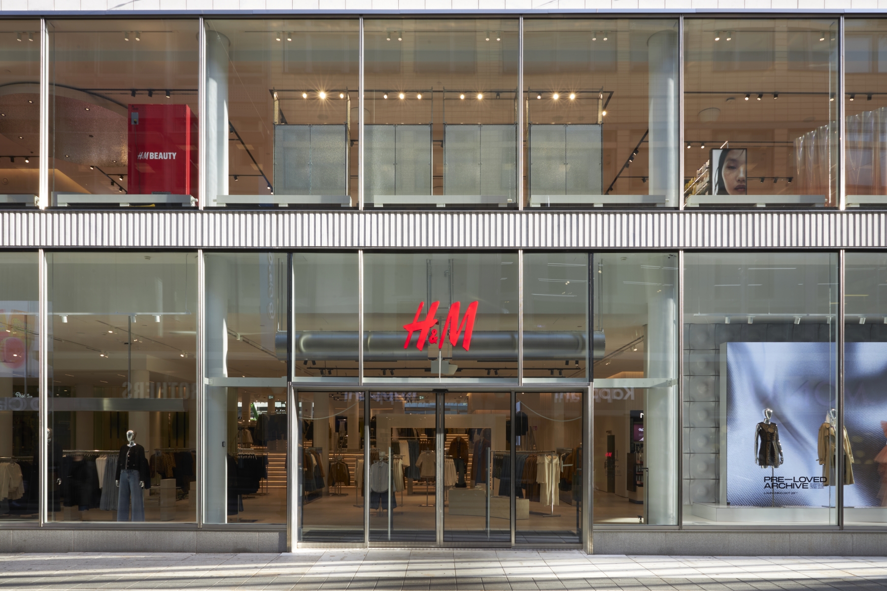 Stores - H&M Group